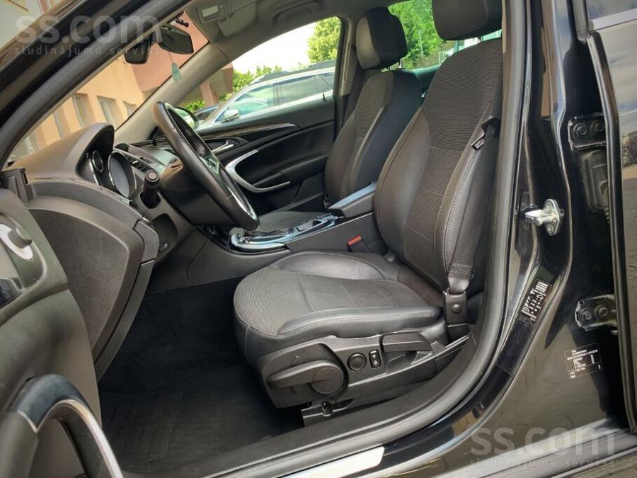 Melns Opel Insignia 2010 Jelgava, ar dzinēja tilpumu 2.00 L un nobraukumu 0 tūkst. km par 4500 €, foto 10 vietnē AUTOMOTO.COM.LV