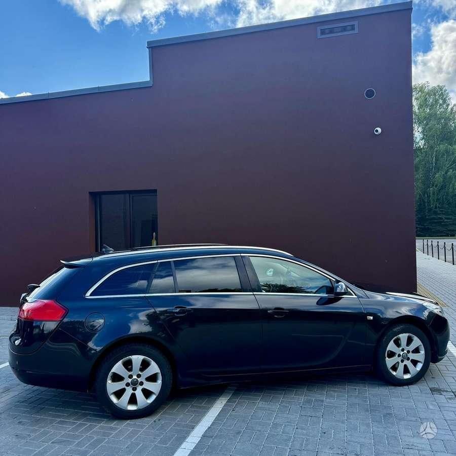 Black Opel Insignia 2010 in Kaisiadorys, with an engine capacity of 1.96 L and mileage of 321 thousand km for 1750 €, photo 10 on AUTOMOTO.COM.LV