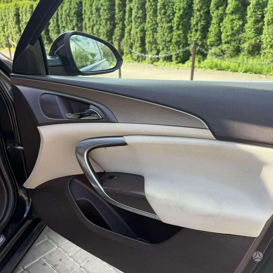 Black Opel Insignia 2010 in Kaisiadorys, with an engine capacity of 1.96 L and mileage of 321 thousand km for 1750 €, photo 12 on AUTOMOTO.COM.LV