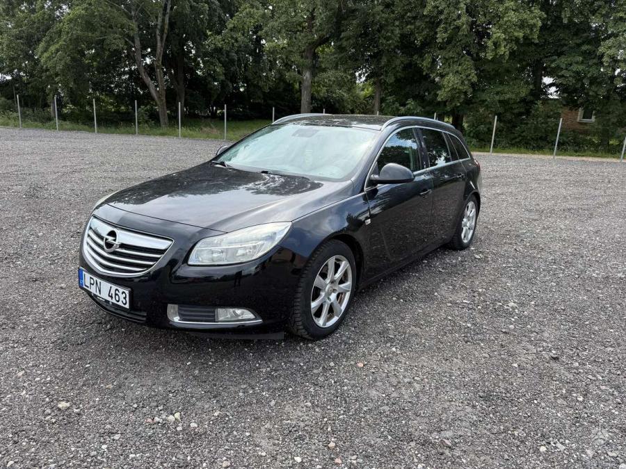 Melns Opel Insignia 2010 Marijampole, ar dzinēja tilpumu 2.00 L un nobraukumu 303 tūkst. km par 2550 €, foto 1 vietnē AUTOMOTO.COM.LV