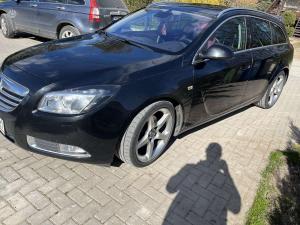 Black Opel Insignia 2010 in Kaunas, with an engine capacity of 1.96 L and mileage of 267 thousand km for 3200 €, photo 6 on AUTOMOTO.COM.LV