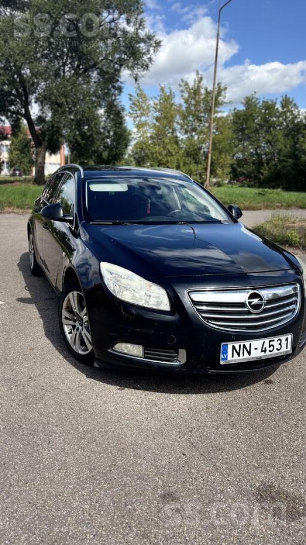 Melns Opel Insignia 2010 Preiļi, ar dzinēja tilpumu 2.00 L un nobraukumu 448 tūkst. km par 2850 €, foto 5 vietnē AUTOMOTO.COM.LV