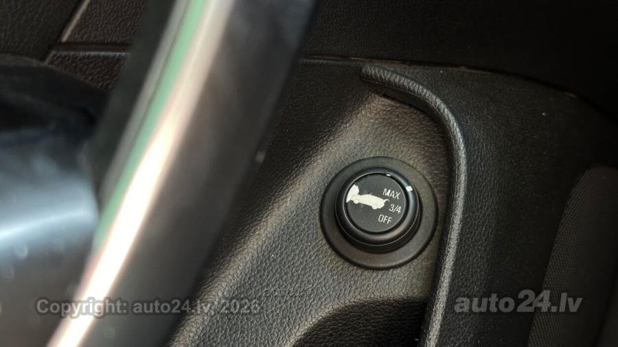 Melns Opel Insignia 2010 Tartu, ar dzinēja tilpumu 2.00 L un nobraukumu 269 tūkst. km par 2900 €, foto 16 vietnē AUTOMOTO.COM.LV