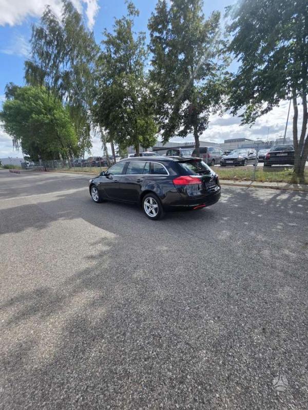 Melns Opel Insignia 2010 Marijampole, ar dzinēja tilpumu 1.96 L un nobraukumu 230 tūkst. km par 2650 €, foto 4 vietnē AUTOMOTO.COM.LV