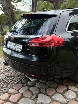 Black Opel Insignia 2010 in Kuldiga, with an engine capacity of 2.00 L and mileage of 272 thousand km for 3900 €, photo 19 on AUTOMOTO.COM.LV