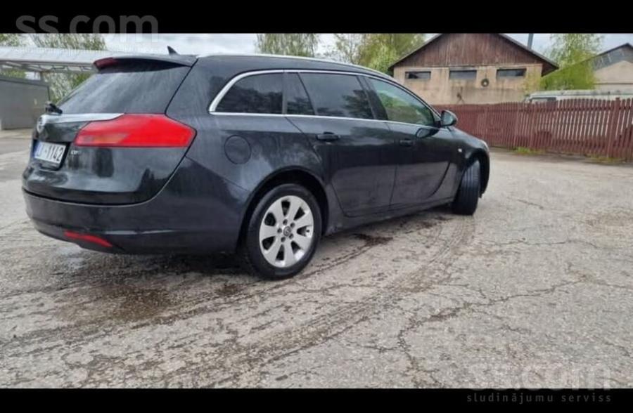 Melns Opel Insignia 2010 Gulbene, ar dzinēja tilpumu 2.00 L un nobraukumu 290 tūkst. km par 2900 €, foto 9 vietnē AUTOMOTO.COM.LV