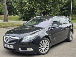 Melns Opel Insignia 2010 Šilutė, ar dzinēja tilpumu 2.00 L un nobraukumu 330 tūkst. km par 2900 €, foto  vietnē AUTOMOTO.COM.LV