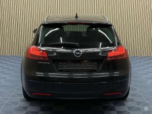 Black Opel Insignia 2010 in Marijampole, with an engine capacity of 1.96 L and mileage of 294 thousand km for 3900 €, photo 7 on AUTOMOTO.COM.LV