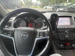 Черный Опель Инсигния 2010 в Рига, объемом двигателя 2.00 л и пробегом 356 тыс. км за 1600 €, фото 5 на AUTOMOTO.COM.LV