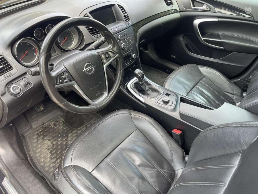 Melns Opel Insignia 2010 Tauragė, ar dzinēja tilpumu 2.00 L un nobraukumu 343 tūkst. km par 2500 €, foto 11 vietnē AUTOMOTO.COM.LV