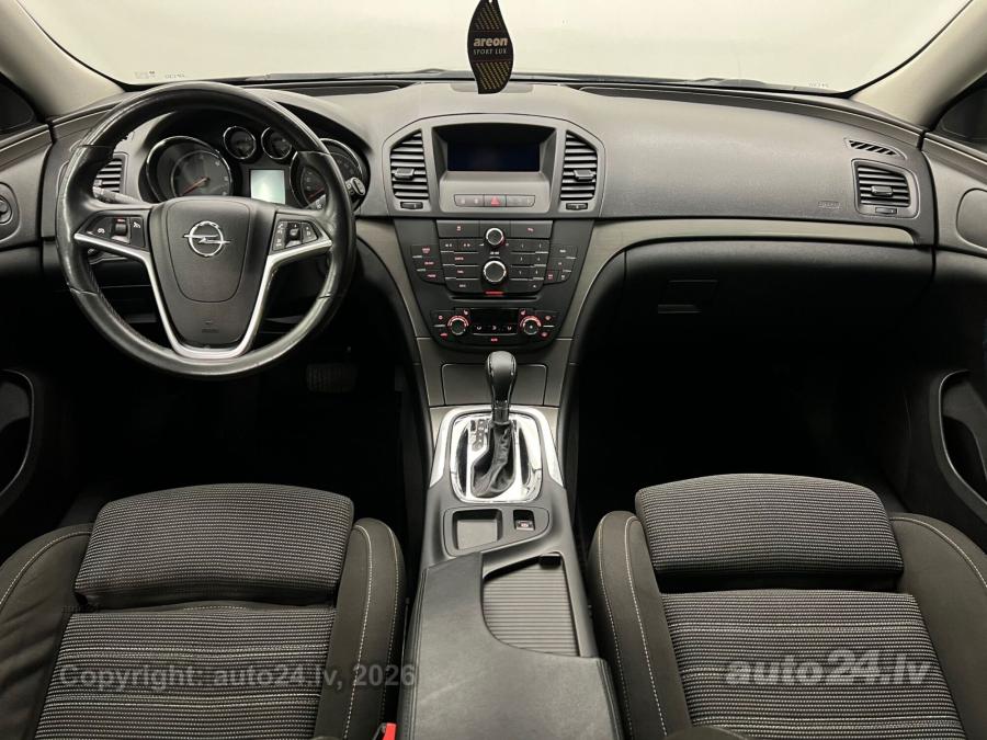 Melns Opel Insignia 2010 Pērnava, ar dzinēja tilpumu 2.00 L un nobraukumu 380 tūkst. km par 2490 €, foto 12 vietnē AUTOMOTO.COM.LV