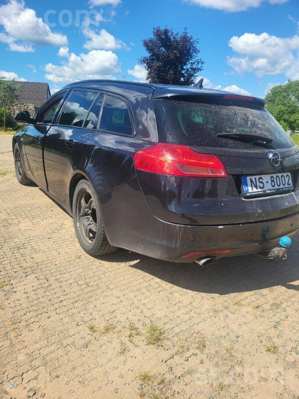 Opel Insignia 2010 Aizkraukle vietnē Melns Opel Insignia 2010 Aizkraukle, ar dzinēja tilpumu 2.00 L un nobraukumu 464 tūkst. km par 3150 €, foto 5 vietnē AUTOMOTO.COM.LV