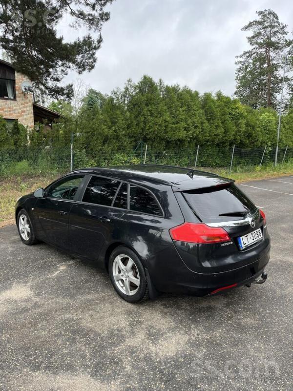 Melns Opel Insignia 2011 Ogre, ar dzinēja tilpumu 2.00 L un nobraukumu 0 tūkst. km par 2195 €, foto 2 vietnē AUTOMOTO.COM.LV