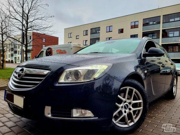 Black Opel Insignia 2011 in Vilnius, with an engine capacity of 2.00 L and mileage of 280 thousand km for 1990 €, photo 4 on AUTOMOTO.COM.LV
