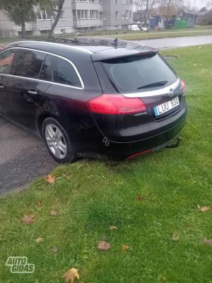 Black Opel Insignia 2011 in Kelme, with an engine capacity of 2.00 L and mileage of 376 thousand km for 4000 €, photo 2 on AUTOMOTO.COM.LV