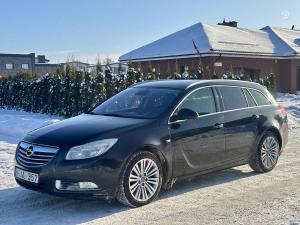 Melns Opel Insignia 2011 Viļņa, ar dzinēja tilpumu 1.96 L un nobraukumu 320 tūkst. km par 2900 €, foto  vietnē AUTOMOTO.COM.LV