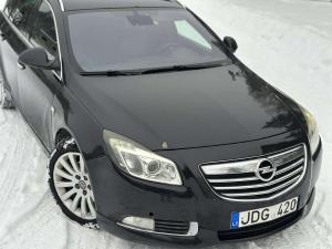 Black Opel Insignia 2011 in Vilnius, with an engine capacity of 1.96 L and mileage of 322 thousand km for 3300 €, photo 14 on AUTOMOTO.COM.LV