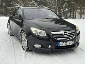 Black Opel Insignia 2011 in Vilnius, with an engine capacity of 1.96 L and mileage of 322 thousand km for 3300 €, photo 21 on AUTOMOTO.COM.LV