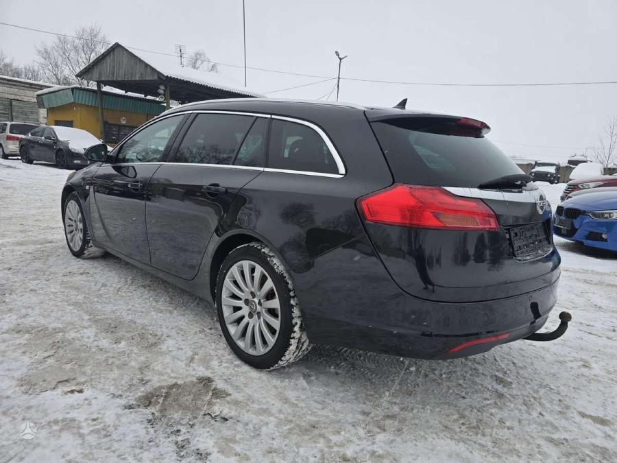 Melns Opel Insignia 2011 Telšiai, ar dzinēja tilpumu 2.00 L un nobraukumu 224 tūkst. km par 4650 €, foto 3 vietnē AUTOMOTO.COM.LV