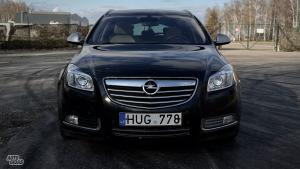 Black Opel Insignia 2011 in Siauliai, with an engine capacity of 2.00 L and mileage of 250 thousand km for 2650 €, photo 3 on AUTOMOTO.COM.LV