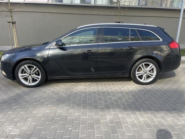 Melns Opel Insignia 2011 Viļņa, ar dzinēja tilpumu 2.00 L un nobraukumu 300 tūkst. km par 2450 €, foto 3 vietnē AUTOMOTO.COM.LV