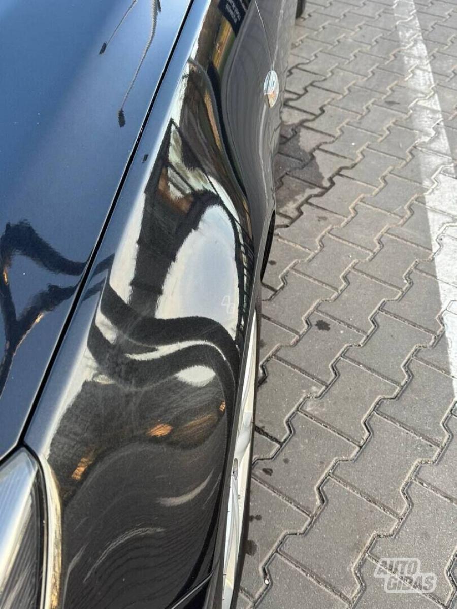 Black Opel Insignia 2011 in Vilnius, with an engine capacity of 2.00 L and mileage of 340 thousand km for 3500 €, photo 18 on AUTOMOTO.COM.LV