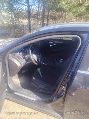 Melns Opel Insignia 2011 Tallina, ar dzinēja tilpumu 2.00 L un nobraukumu 240 tūkst. km par 3000 €, foto 6 vietnē AUTOMOTO.COM.LV