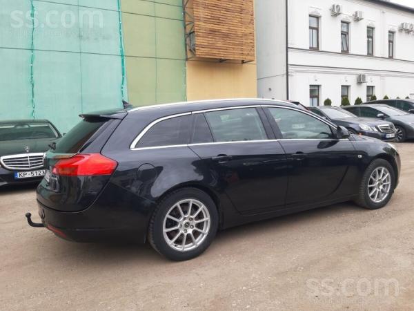 Melns Opel Insignia 2011 Daugavpils, ar dzinēja tilpumu 2.00 L un nobraukumu 0 tūkst. km par 3450 €, foto 6 vietnē AUTOMOTO.COM.LV