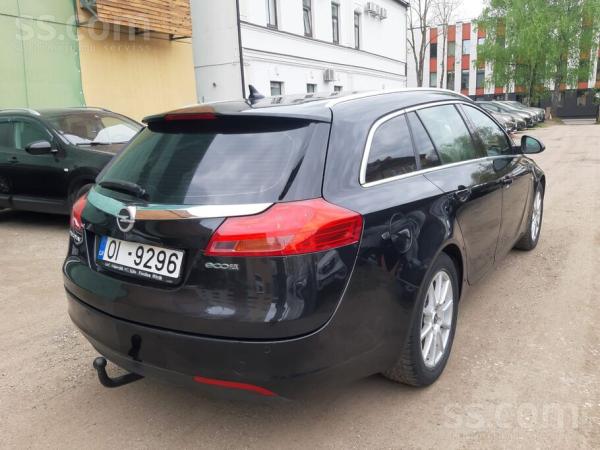 Melns Opel Insignia 2011 Daugavpils, ar dzinēja tilpumu 2.00 L un nobraukumu 0 tūkst. km par 3450 €, foto 7 vietnē AUTOMOTO.COM.LV
