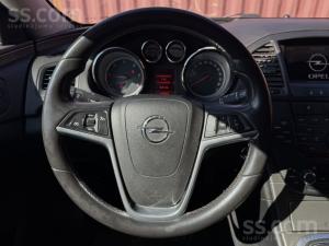 Black Opel Insignia 2011 in Liepaja, with an engine capacity of 2.00 L and mileage of 286 thousand km for 3450 €, photo 8 on AUTOMOTO.COM.LV