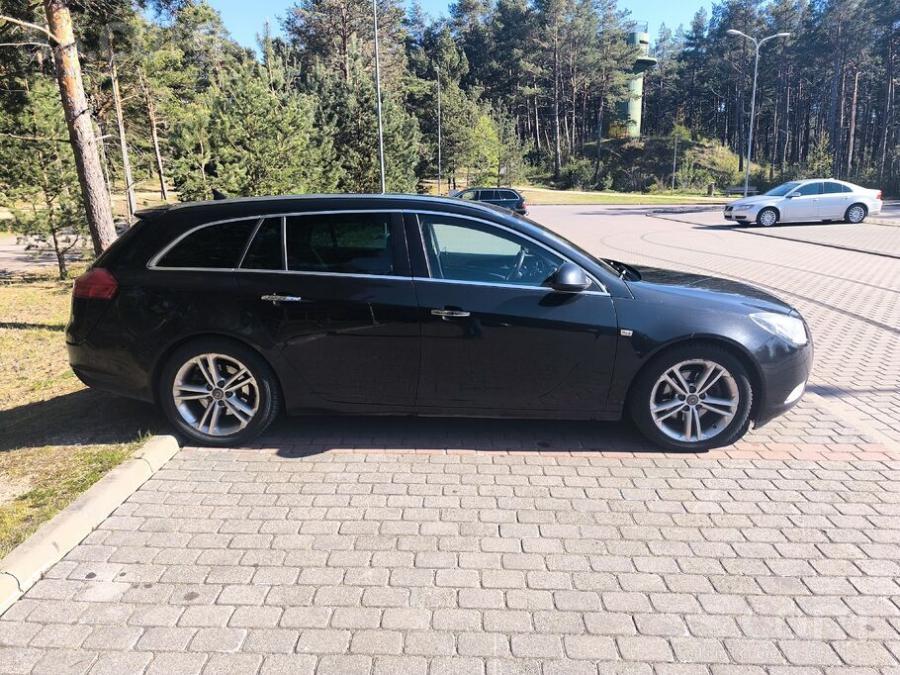 Melns Opel Insignia 2011 Ventspils, ar dzinēja tilpumu 2.00 L un nobraukumu 256 tūkst. km par 3850 €, foto 3 vietnē AUTOMOTO.COM.LV