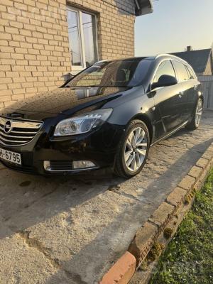 Black Opel Insignia 2011 in Rezekne, with an engine capacity of 2.00 L and mileage of 0 thousand km for 4300 €, photo  on AUTOMOTO.COM.LV