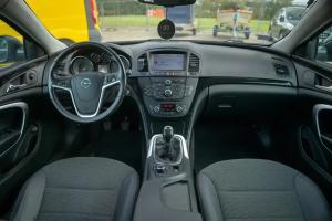 Melns Opel Insignia 2011 Liepāja, ar dzinēja tilpumu 2.00 L un nobraukumu 294 tūkst. km par 3850 €, foto 8 vietnē AUTOMOTO.COM.LV