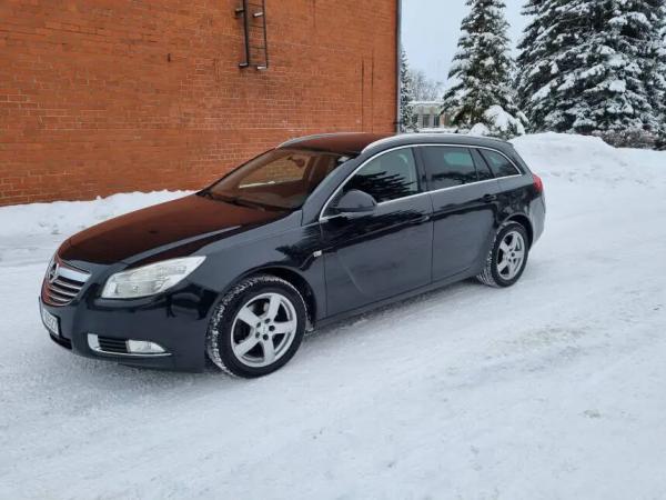 Melns Opel Insignia 2011 Jēkabpils, ar dzinēja tilpumu 2.00 L un nobraukumu 251 tūkst. km par 4950 €, foto 1 vietnē AUTOMOTO.COM.LV
