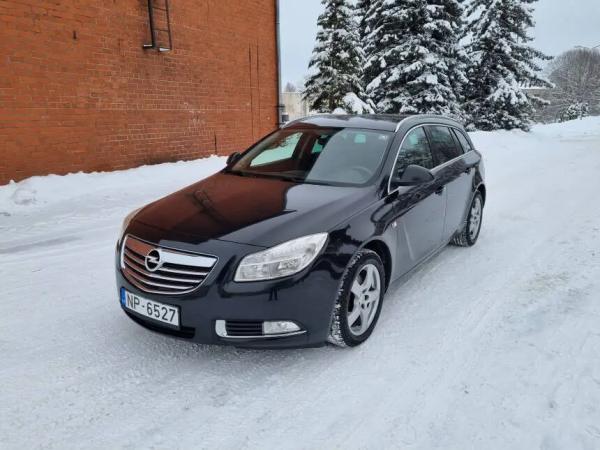 Melns Opel Insignia 2011 Jēkabpils, ar dzinēja tilpumu 2.00 L un nobraukumu 251 tūkst. km par 4950 €, foto 2 vietnē AUTOMOTO.COM.LV