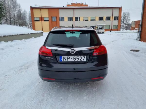 Melns Opel Insignia 2011 Jēkabpils, ar dzinēja tilpumu 2.00 L un nobraukumu 251 tūkst. km par 4950 €, foto 8 vietnē AUTOMOTO.COM.LV
