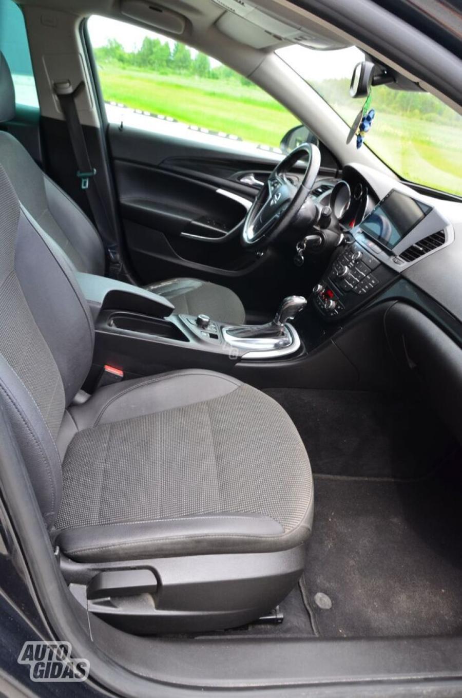 Melns Opel Insignia 2011 Šauļi, ar dzinēja tilpumu 2.00 L un nobraukumu 268 tūkst. km par 2900 €, foto 30 vietnē AUTOMOTO.COM.LV