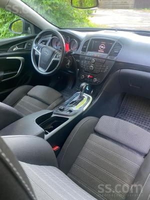 Melns Opel Insignia 2011 Bauska, ar dzinēja tilpumu 2.00 L un nobraukumu 247 tūkst. km par 3700 €, foto 12 vietnē AUTOMOTO.COM.LV
