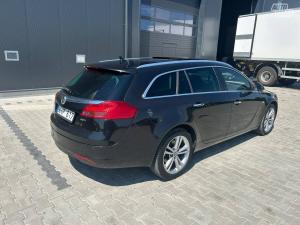Black Opel Insignia 2011 in Klaipeda, with an engine capacity of 2.00 L and mileage of 283 thousand km for 3900 €, photo 8 on AUTOMOTO.COM.LV