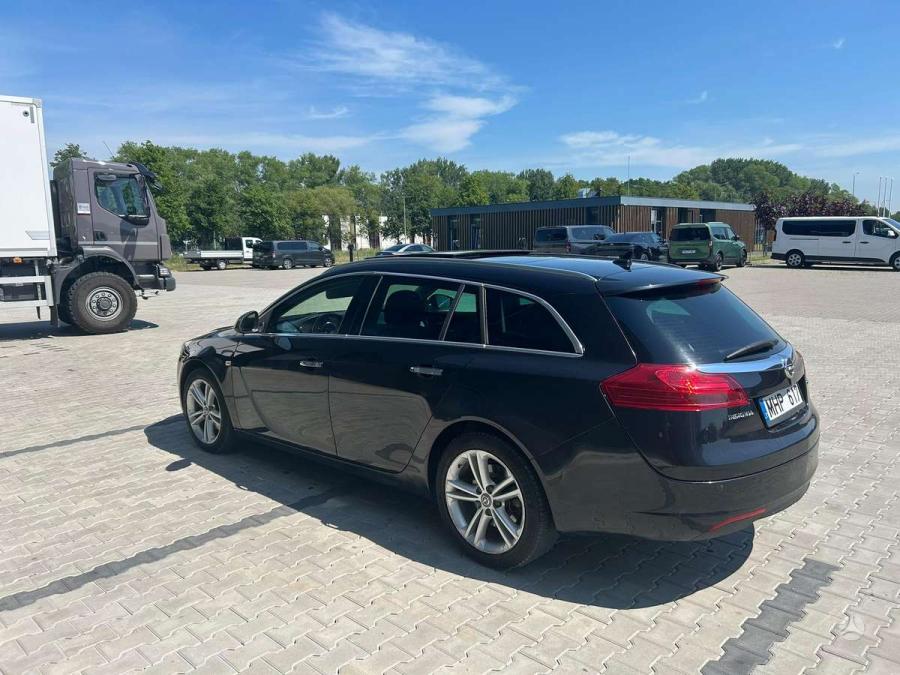 Melns Opel Insignia 2011 Klaipėda, ar dzinēja tilpumu 1.96 L un nobraukumu 283 tūkst. km par 3900 €, foto 9 vietnē AUTOMOTO.COM.LV