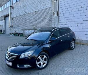 Melns Opel Insignia 2011 Rēzekne, ar dzinēja tilpumu 2.00 L un nobraukumu 297 tūkst. km par 2600 €, foto  vietnē AUTOMOTO.COM.LV
