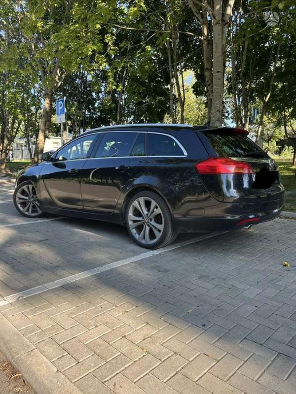 Melns Opel Insignia 2011 Viļņa, ar dzinēja tilpumu 1.96 L un nobraukumu 313 tūkst. km par 3400 €, foto 4 vietnē AUTOMOTO.COM.LV