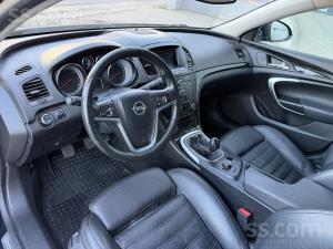 Melns Opel Insignia 2011 Tukums, ar dzinēja tilpumu 2.00 L un nobraukumu 242 tūkst. km par 3200 €, foto 12 vietnē AUTOMOTO.COM.LV