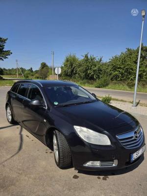 Melns Opel Insignia 2011 Panevēža, ar dzinēja tilpumu 1.96 L un nobraukumu 303 tūkst. km par 3200 €, foto 12 vietnē AUTOMOTO.COM.LV