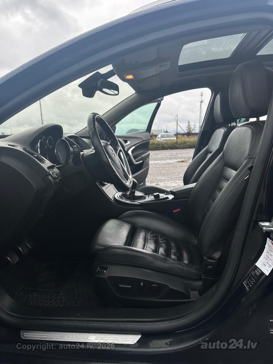 Melns Opel Insignia 2011 Tallina, ar dzinēja tilpumu 2.00 L un nobraukumu 350 tūkst. km par 1490 €, foto 11 vietnē AUTOMOTO.COM.LV