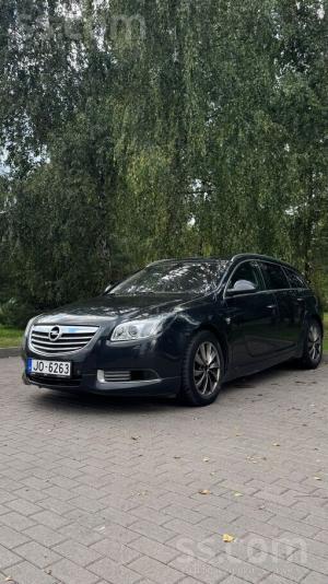 Melns Opel Insignia 2011 Rīga, ar dzinēja tilpumu 2.00 L un nobraukumu 294 tūkst. km par 2490 €, foto 4 vietnē AUTOMOTO.COM.LV