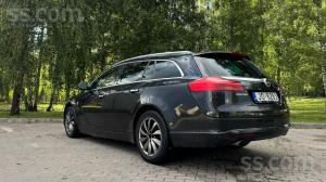 Melns Opel Insignia 2011 Rīga, ar dzinēja tilpumu 2.00 L un nobraukumu 294 tūkst. km par 2490 €, foto 6 vietnē AUTOMOTO.COM.LV