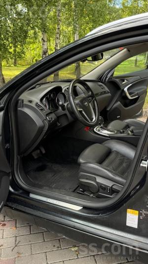 Melns Opel Insignia 2011 Rīga, ar dzinēja tilpumu 2.00 L un nobraukumu 294 tūkst. km par 2490 €, foto 7 vietnē AUTOMOTO.COM.LV