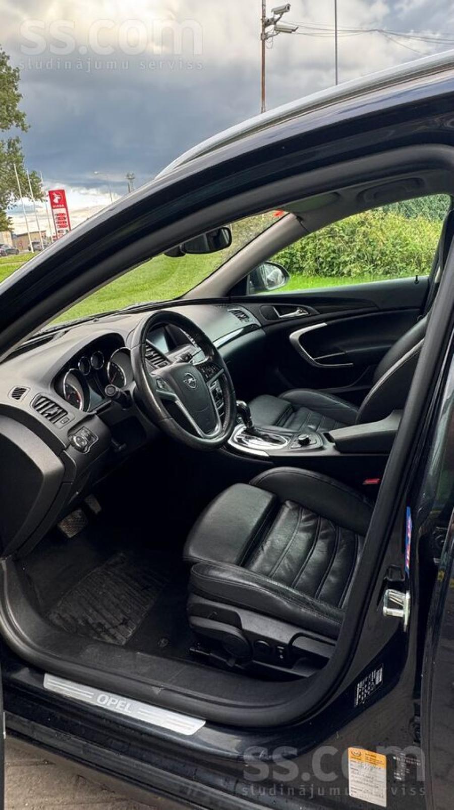 Melns Opel Insignia 2011 Rīga, ar dzinēja tilpumu 2.00 L un nobraukumu 294 tūkst. km par 2490 €, foto 8 vietnē AUTOMOTO.COM.LV