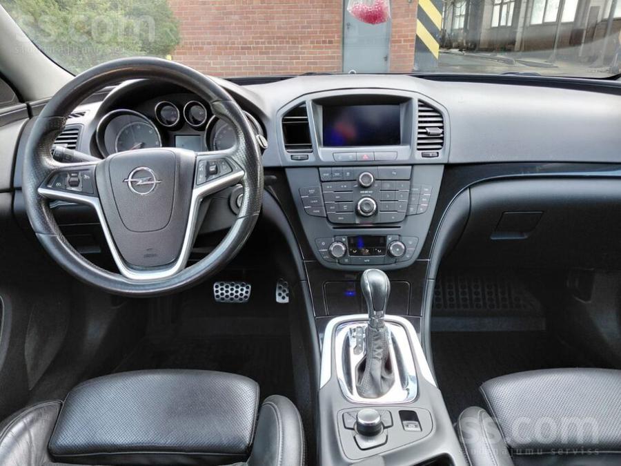 Черный Опель Инсигния 2011 в Рига, объемом двигателя 2.00 л и пробегом 344 тыс. км за 3200 €, фото 6 на AUTOMOTO.COM.LV